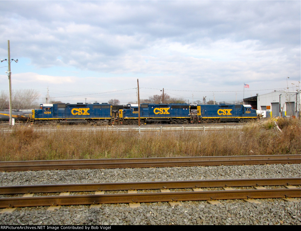 CSX 4294, 6922, 2822